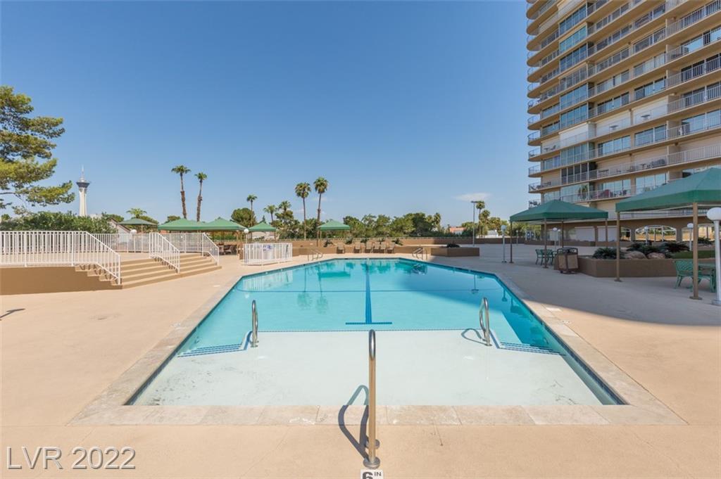 REGENCY TOWERS - Las Vegas High Rise App